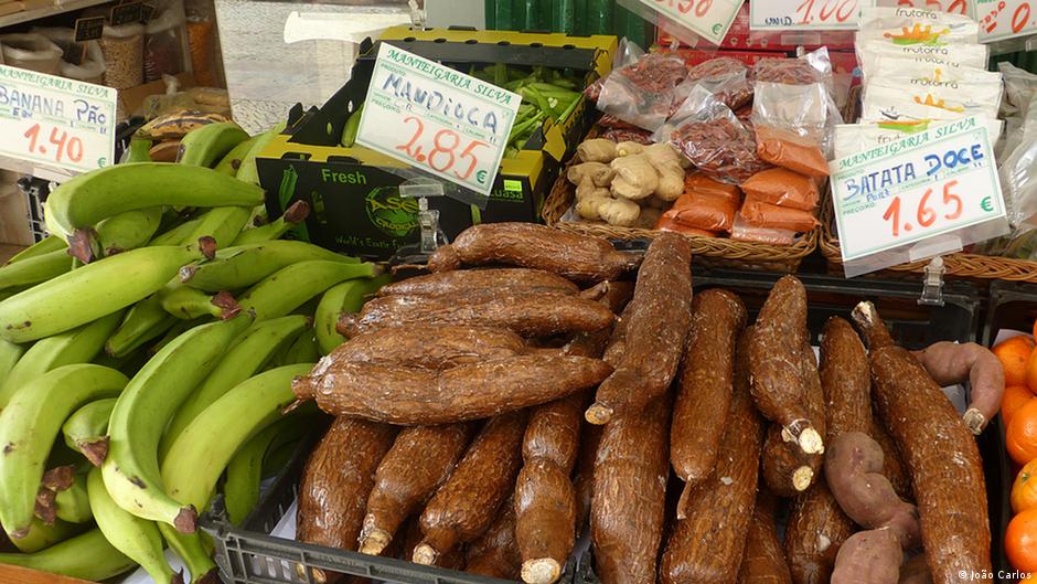 The 77 Percent: Traditional foods vs processed foods – DW – 12/18/2018