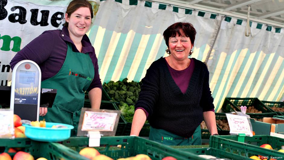 Hildegard auf der Mauer und Christina Palm – DW – 23.04.2014