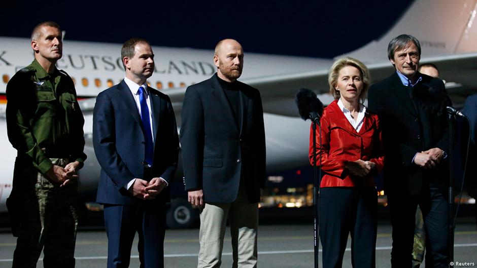 OSCE observers return – DW – 05/04/2014