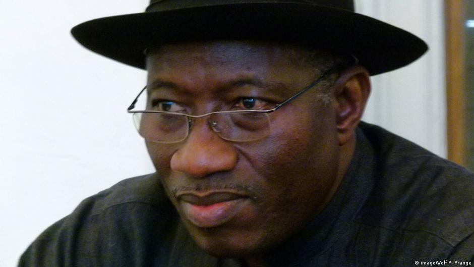 Jonathan says no involvement in poll delay – DW – 02/12/2015