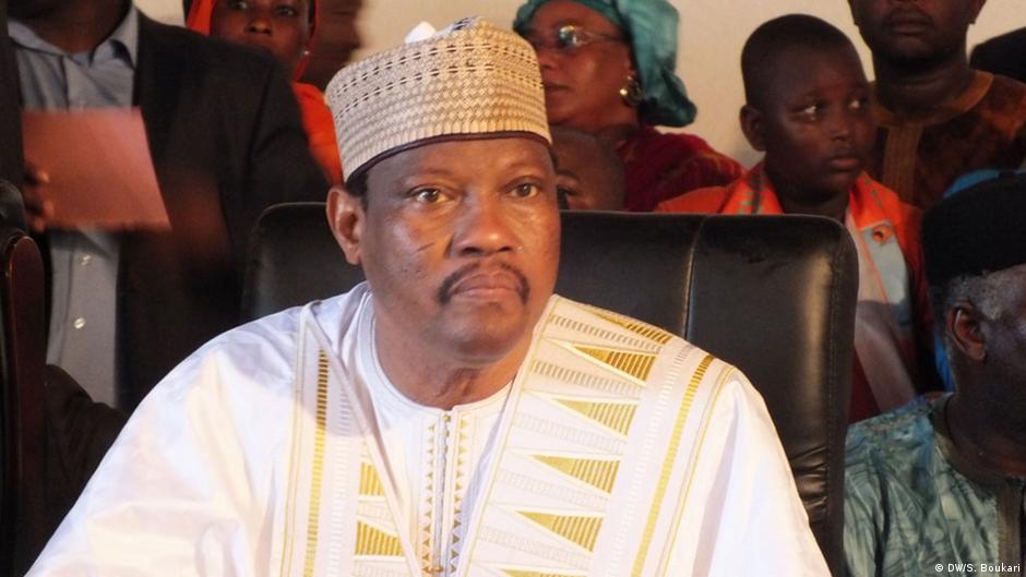 Hama Amadou reste en prison – DW – 12/01/2016