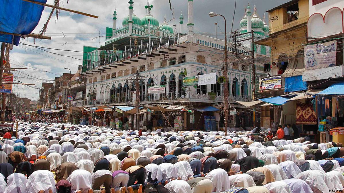 Muslims supporting Hindu nationalism – DW – 07/28/2017