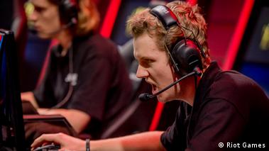 Science shows that eSports professionals are real athletes – DW – 03/12 ...