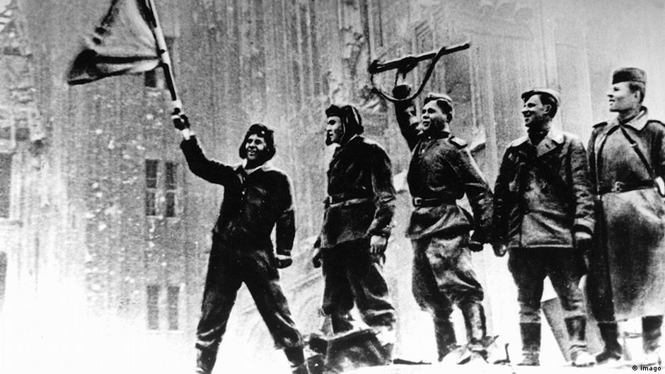 Inside Europe - Germany pays compensation for Red Army POW's – DW – 02 ...