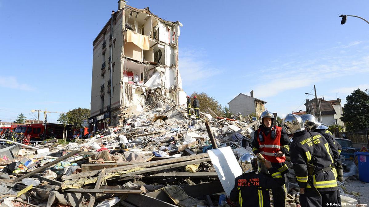 Paris building collapse – DW – 08/31/2014