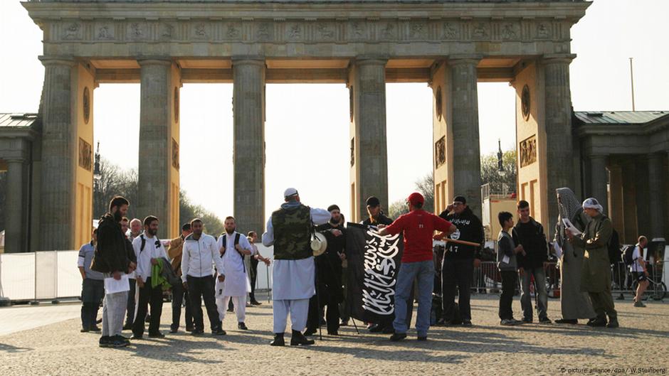 Salafism in Germany: What you need to know – DW – 10/22/2018