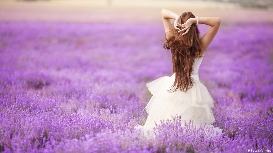 Ползите от "лавандуловия брак" – DW – 24.10.2025