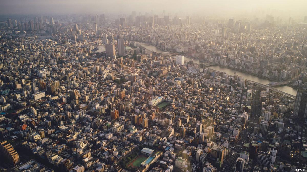 What makes a city? – DW – 10/17/2016