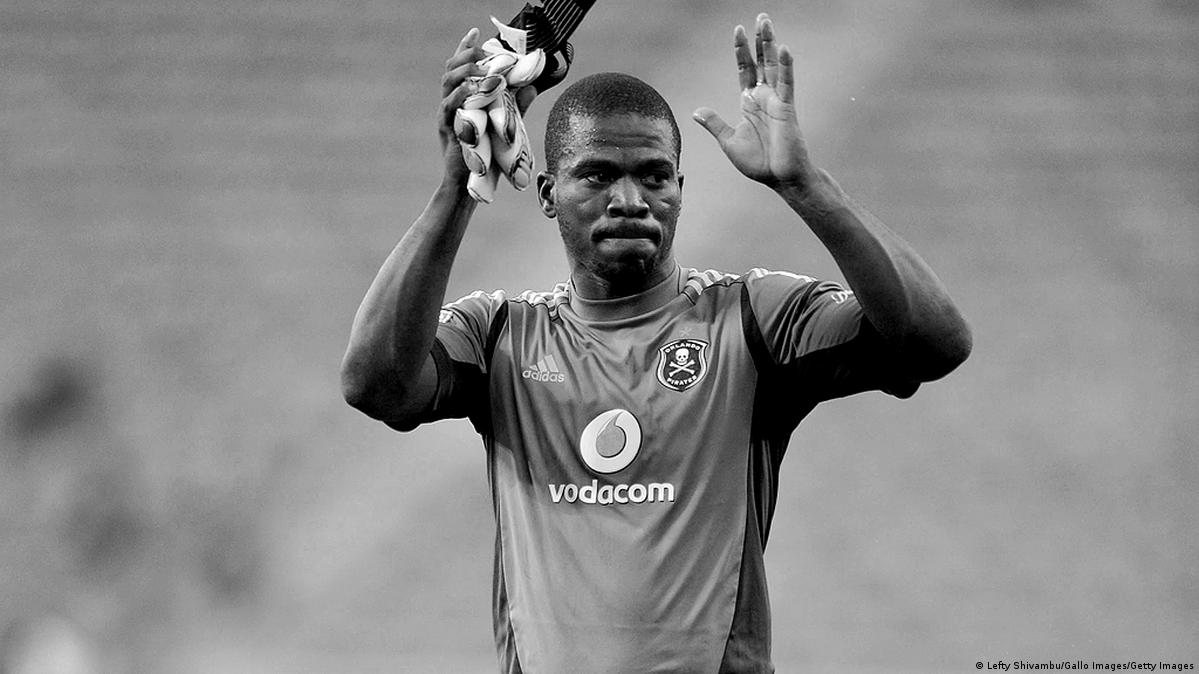 Tributes flow in for Meyiwa – DW – 10/27/2014