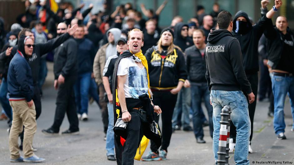 Sharp rise in right-wing violence – DW – 02/11/2016