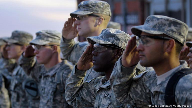 Muslims in US face loyalty question – DW – 08/01/2016