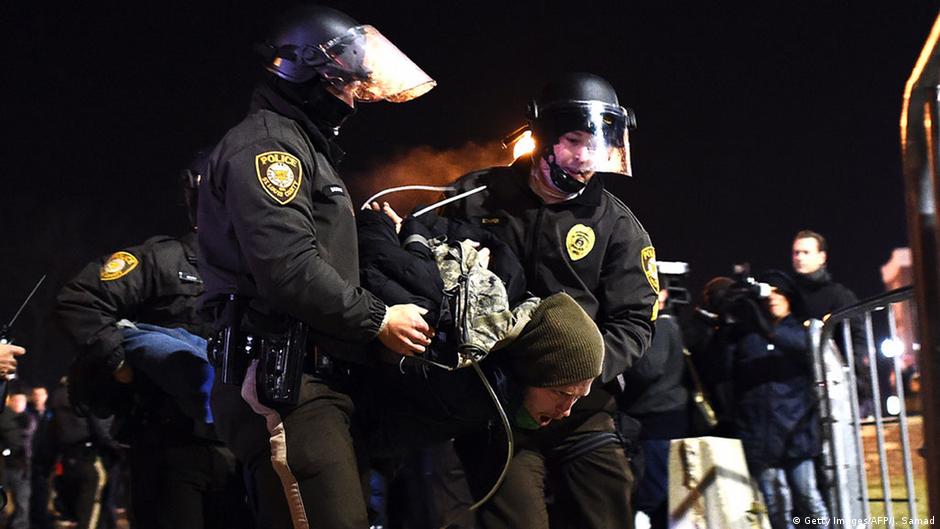 USA: Policing the Police – DW – 03/16/2015