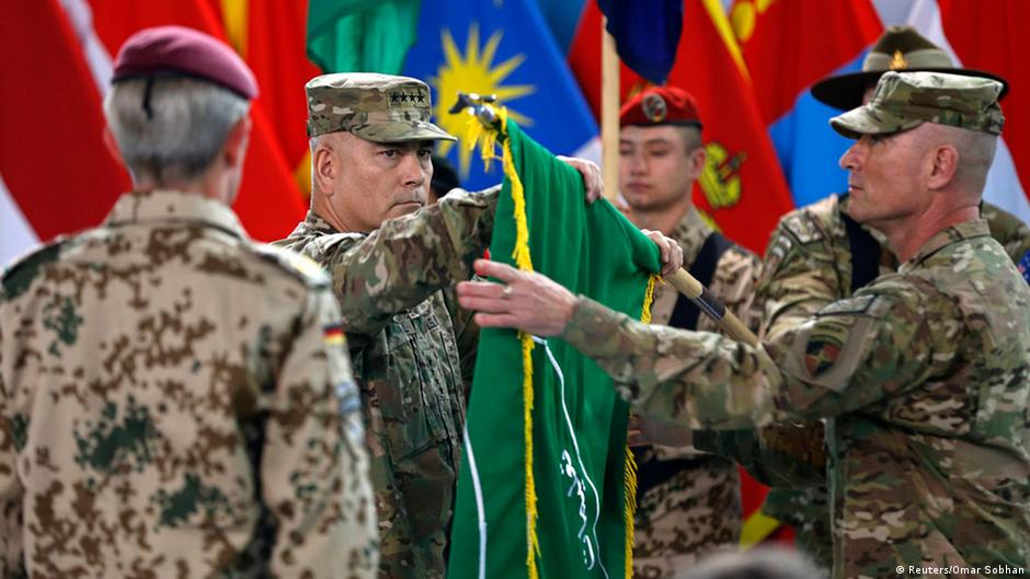 Taliban declare 'defeat' of NATO – DW – 12/29/2014