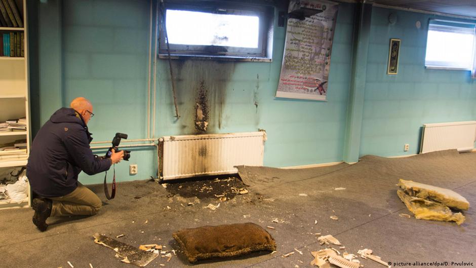 Arson suspected in Swedish mosque fire – DW – 12/29/2014