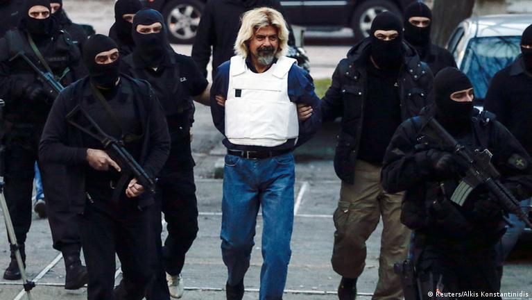 Greece recaptures prison assault suspect – DW – 01/04/2015