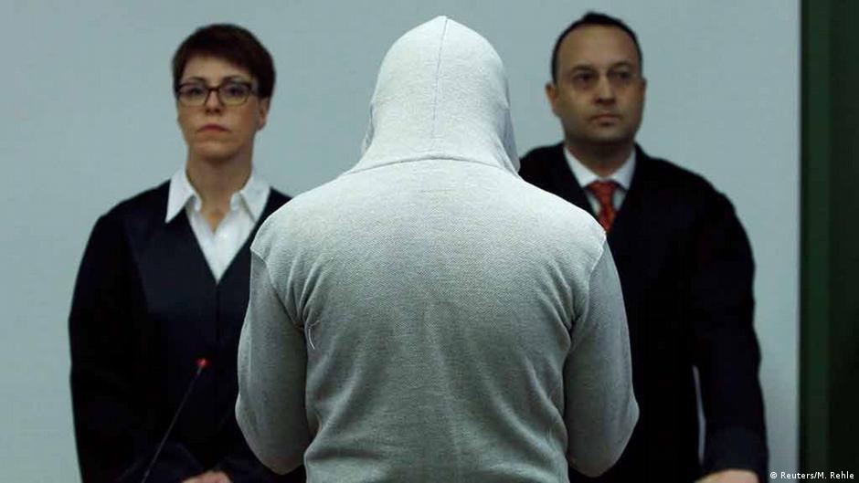 German jihadi gets 11-year prison sentence – DW – 07/15/2015