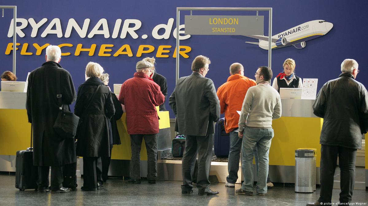 Ryanair Q3 profit takes off – DW – 02/01/2016