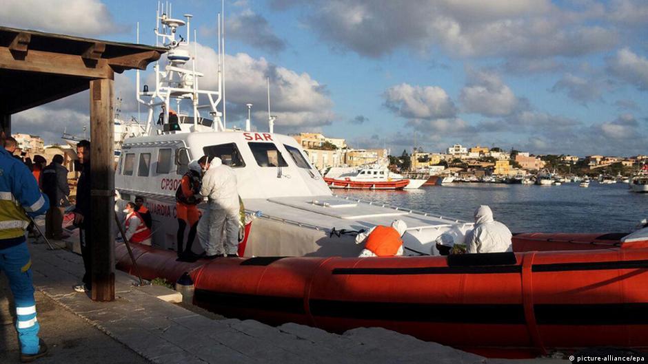 Hundreds feared dead in Mediterranean boat tragedies – DW – 02/11/2015