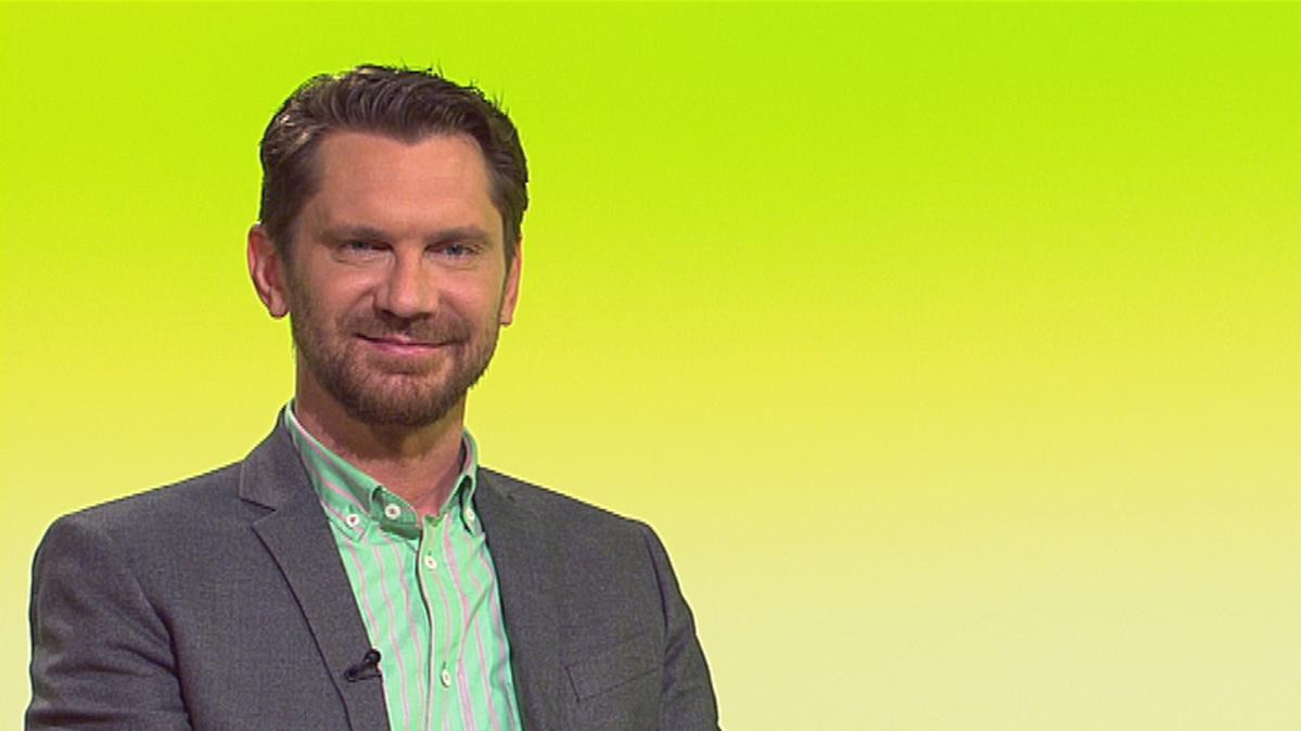 Hypnosis – A Party Trick or a Serious Therapeutic Method? – DW – 05/14/2015