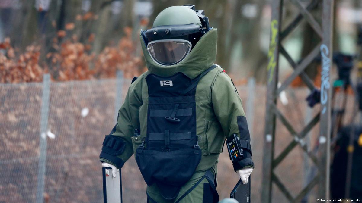 Cologne bomb disposal begins – DW – 05/27/2015