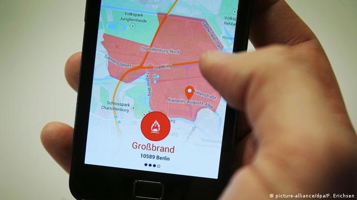 Saving lives with warning apps | Science | In-depth reporting on ...