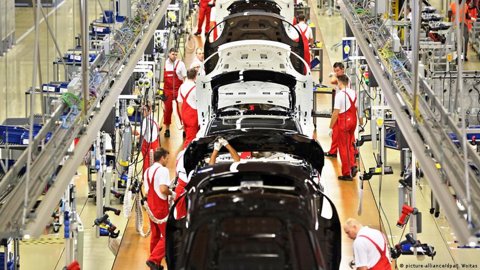 German factory orders drop – DW – 06/06/2016