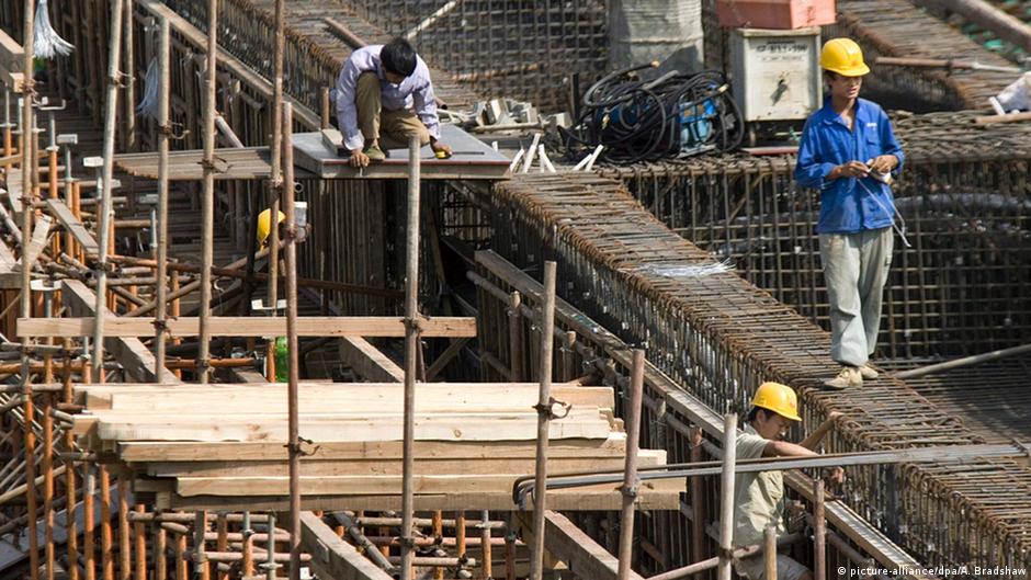 Plugging the gap – DW – 04/15/2015