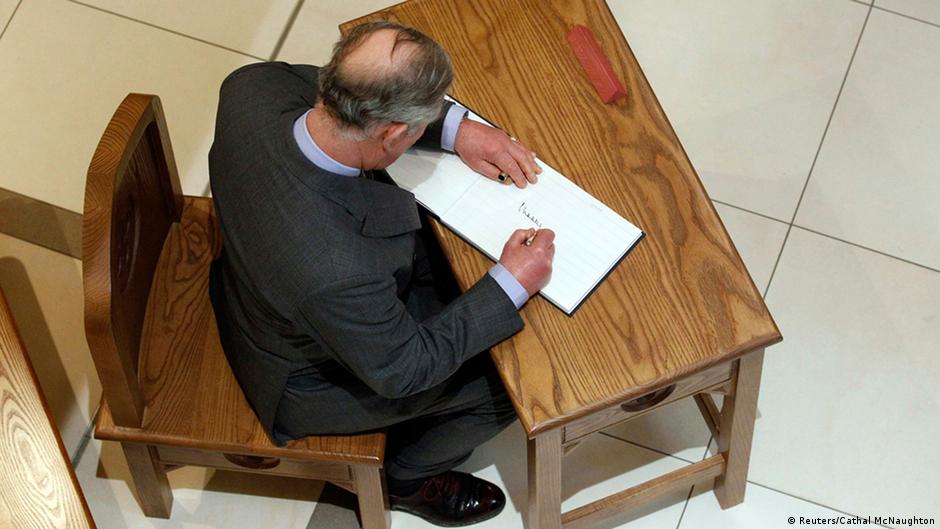 Prince Charles' letters made public – DW – 05/13/2015