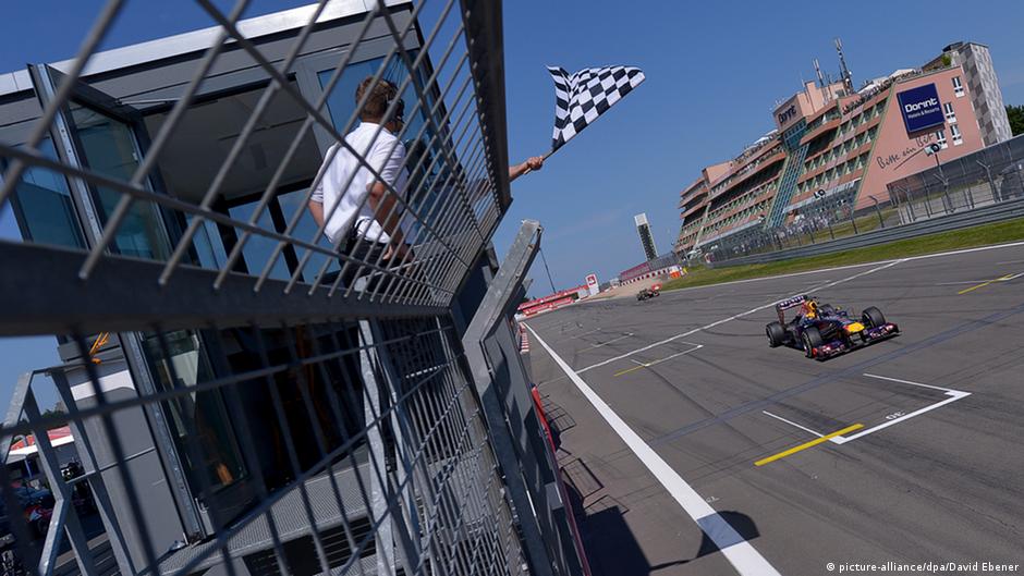 The 24 hour race at the Nürburgring – DW – 06/15/2016