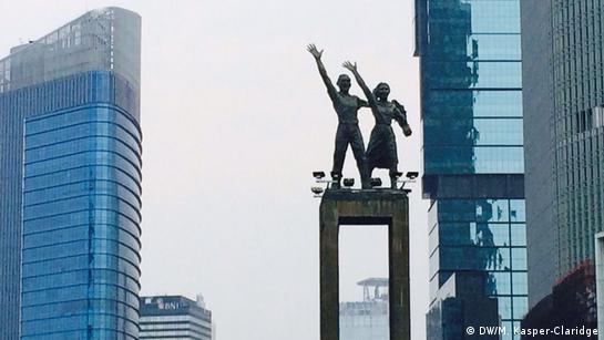 Pin Emas DPRD DKI Ditolak Berbagai Pihak