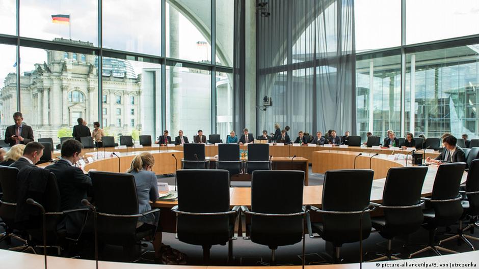 Reining in the BND: intel oversight's deficit – DW – 05/12/2015