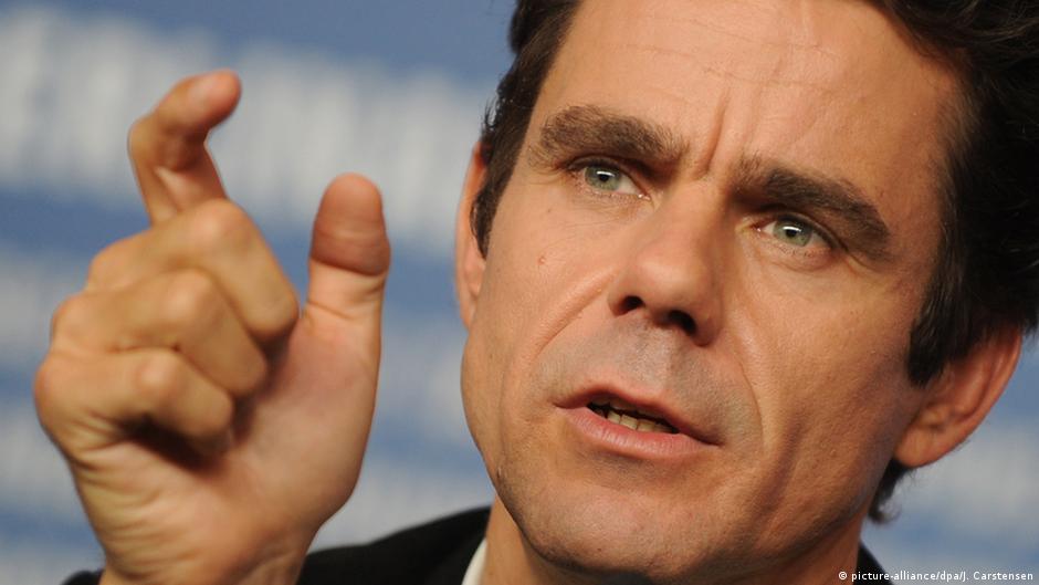 Filmemacher Tom Tykwer im DW-Interview – DW – 12.02.2016