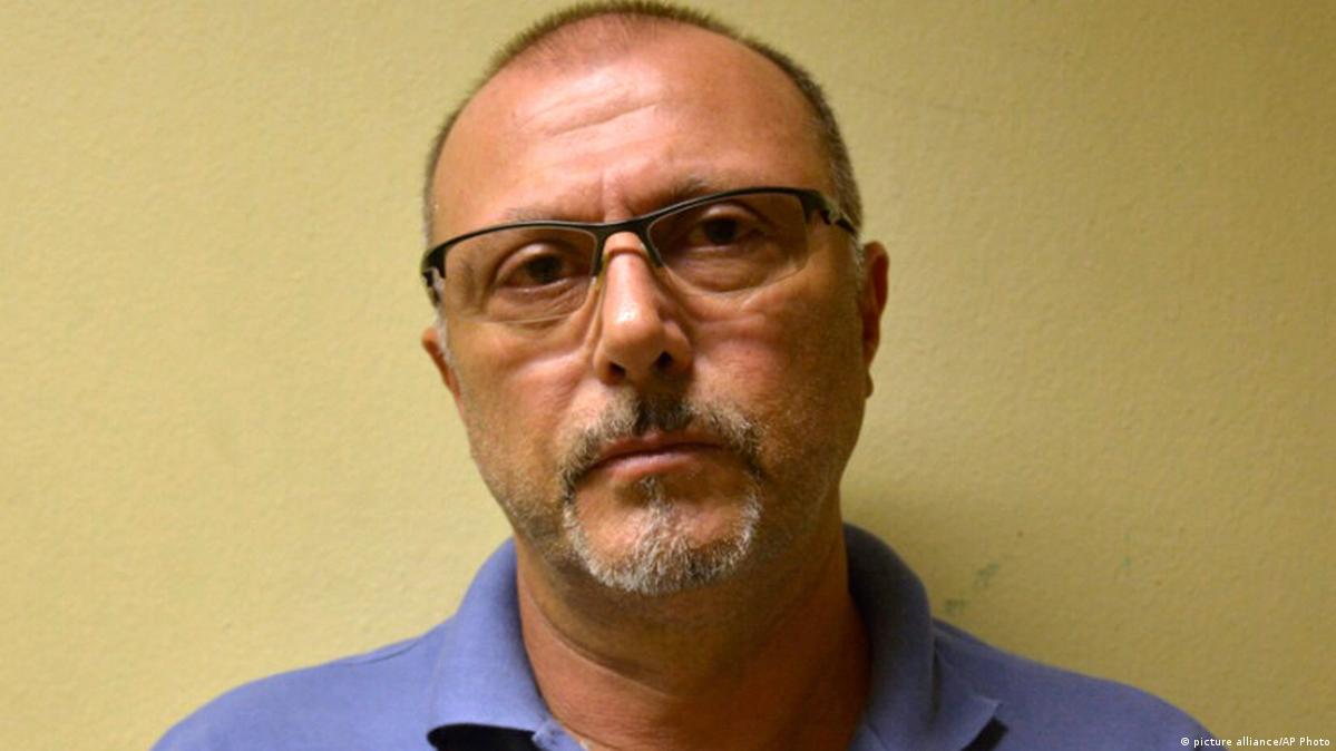 Camorra mob boss arrested after decades on run – DW – 05/26/2015