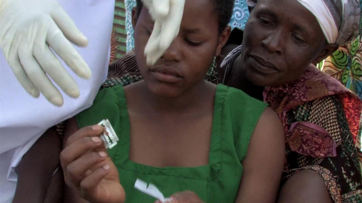 How to deal with the threat of FGM – DW – 09/07/2015