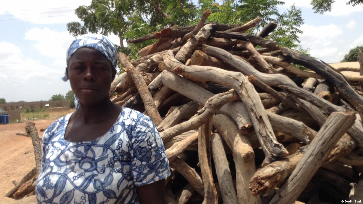 Deforestation in Ghana – DW – 06/10/2015