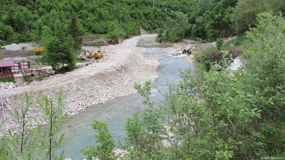 Ugar, rijeka koja nestaje – DW – 14.06.2015