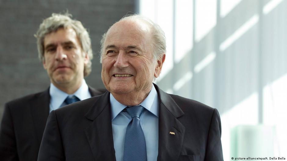 Blatter: I didn't resign, I'm offering up my mandate