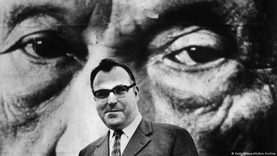 Helmut Kohl: Man of history