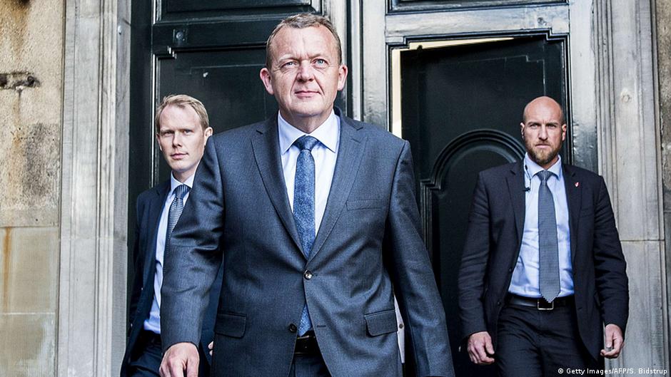 Minority right-wing government takes office in Denmark