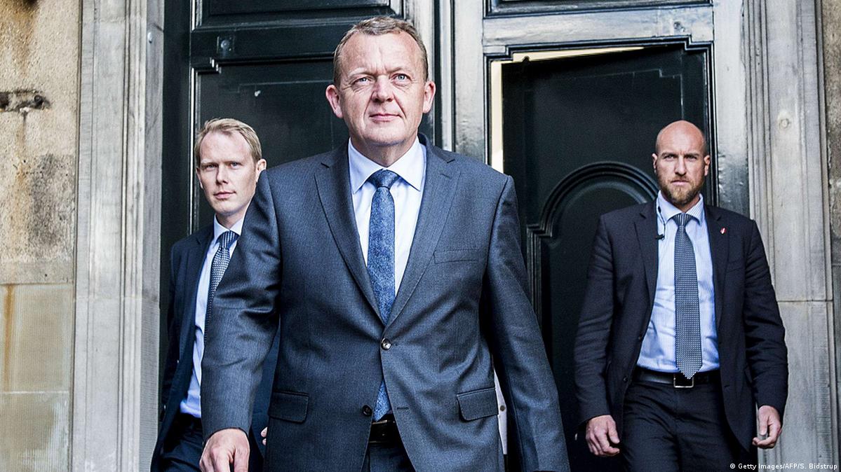 Minority right-wing government takes office in Denmark