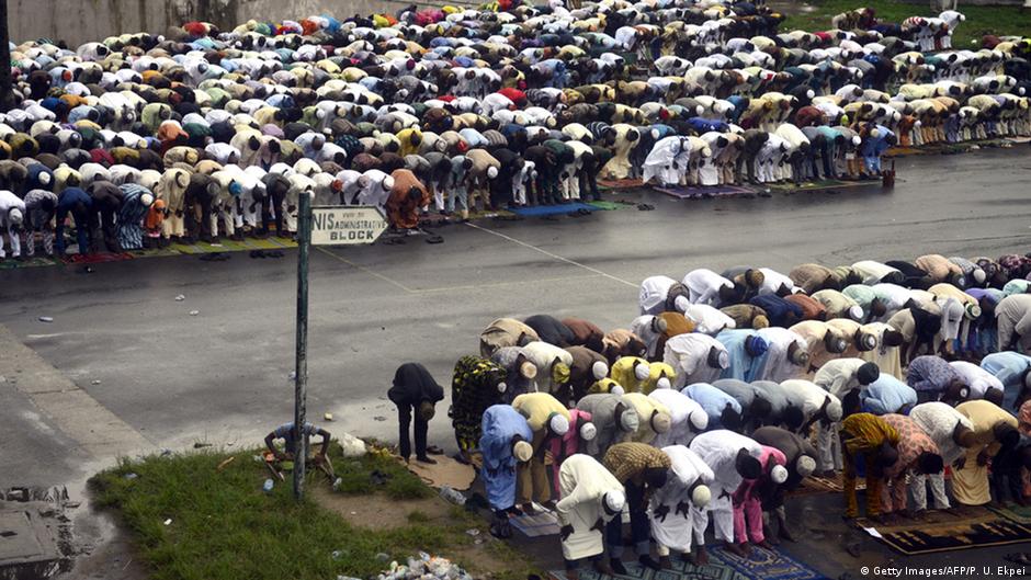 Salafismus wächst in Westafrika - Regierungen sind hilflos – DW – 27.05 ...