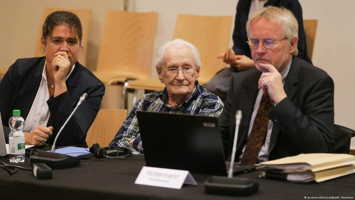 Four years for 'Auschwitz bookkeeper' – DW – 07/15/2015