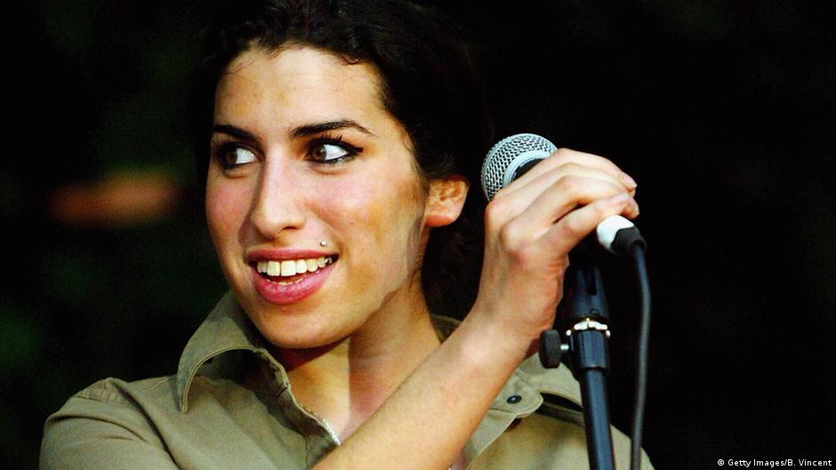 Amy Winehouse: A tragic life that still resonates | Music | DW | 22.07.2019