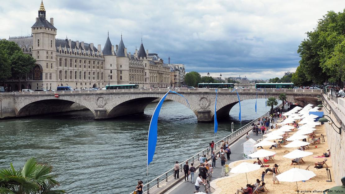 On The Bank Of The Seine