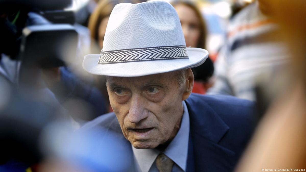 Communist Romanian prison chief sentenced to 20 years – DW – 07/24/2015