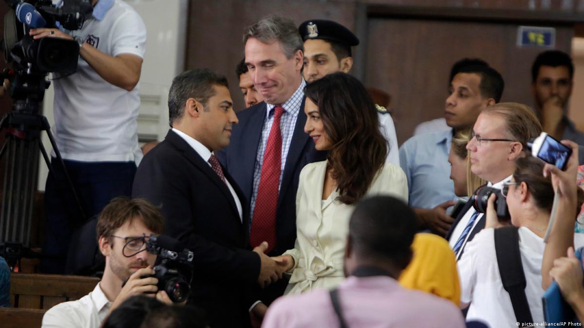 Calls on Egypt to pardon jailed reporters – DW – 08/30/2015