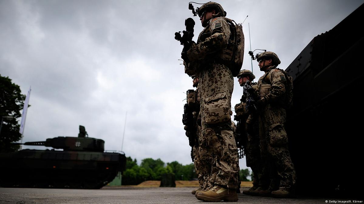 Germany's defense policy – DW – 10/10/2015