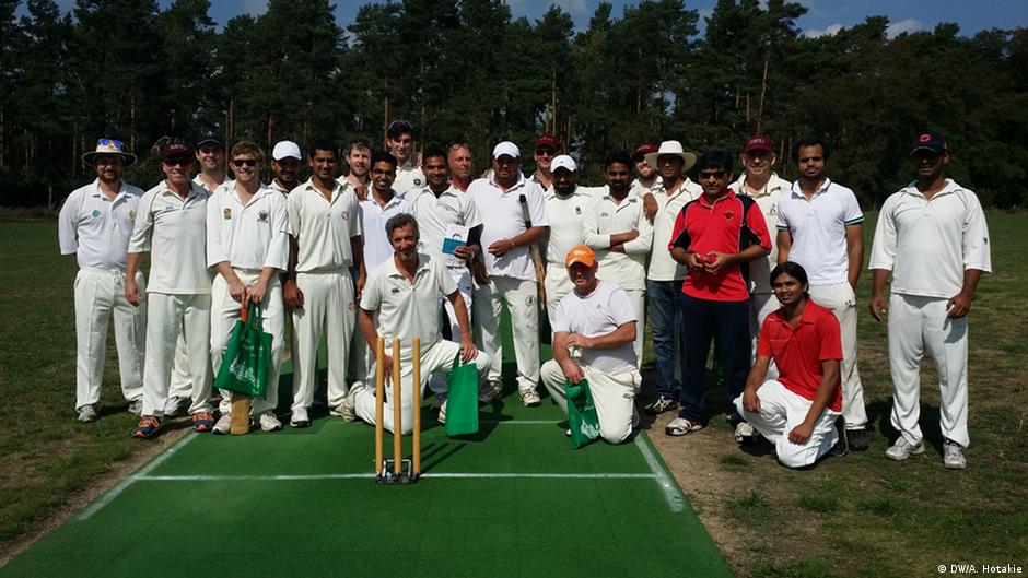 Integration through sports – DW – 08/30/2015