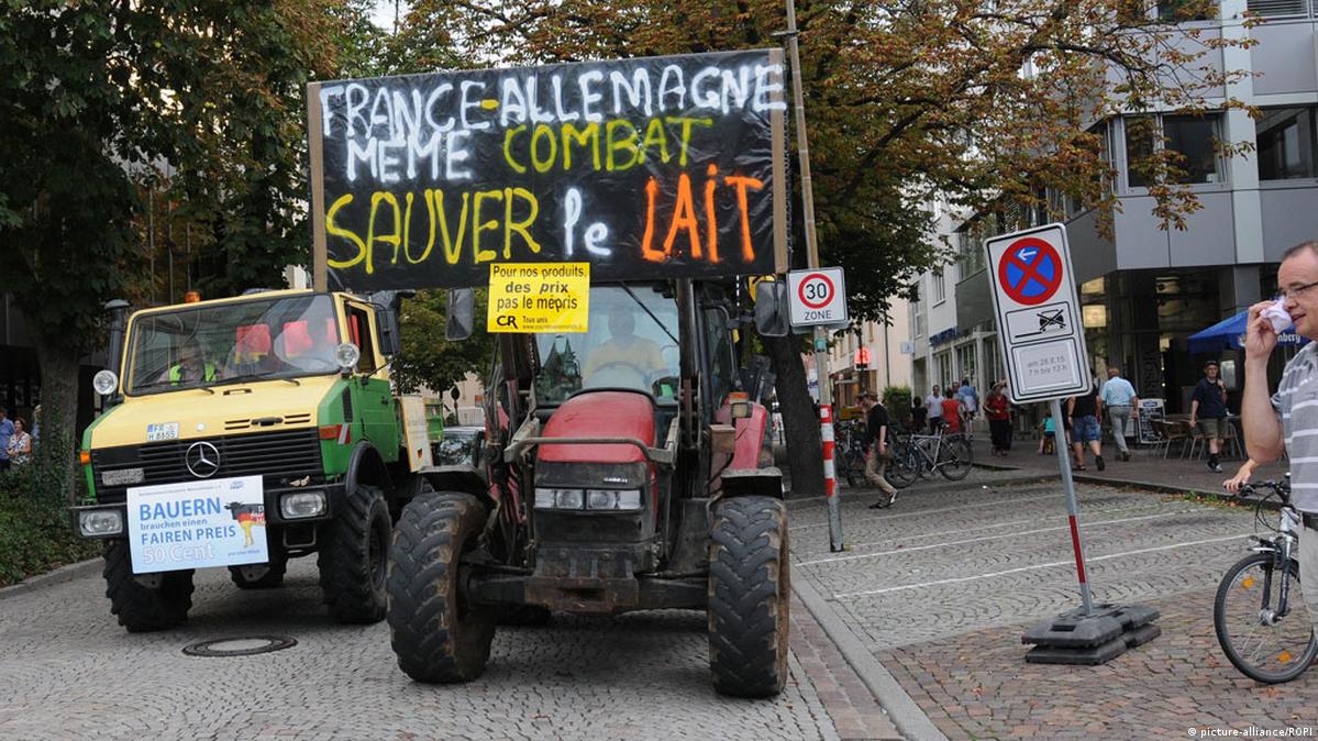 Disgruntled dairy farmers protest in Munich
