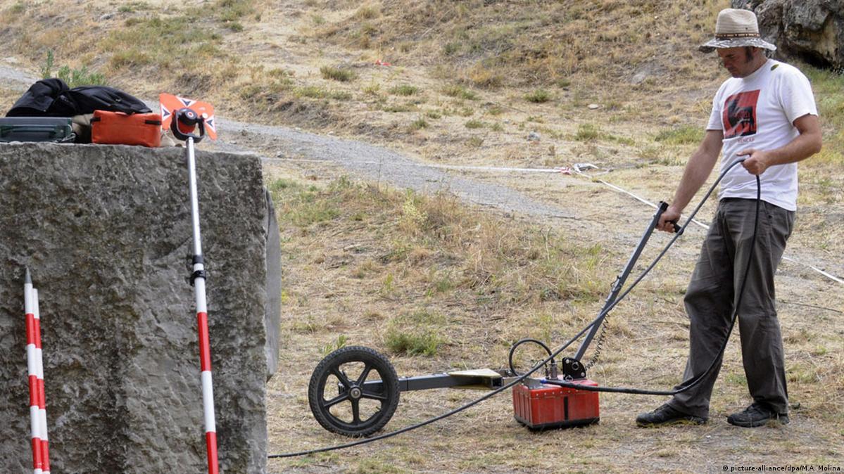 How deep can georadar 'see'? – DW – 09/04/2015